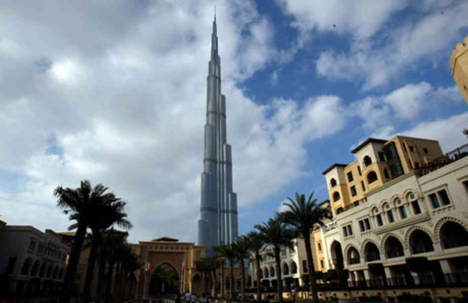 Dubai Building Half Mile High Skyscraper The Plans For The