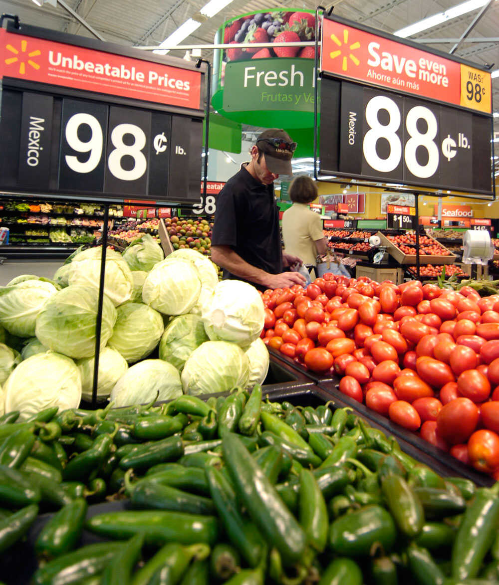 U.S. Doesn't Grow, Import Enough Fruit, Veggies : The Two-Way : NPR