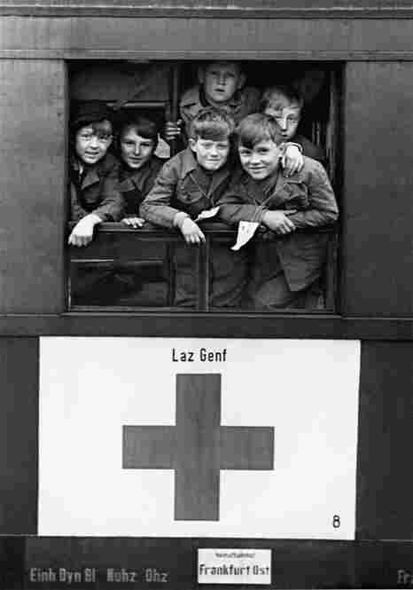 Humanity In War: Frontline Photography Since 1860 : The Picture Show : NPR
