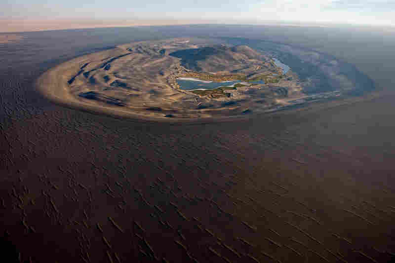 The Unseen Side Of Sahara : The Picture Show : NPR