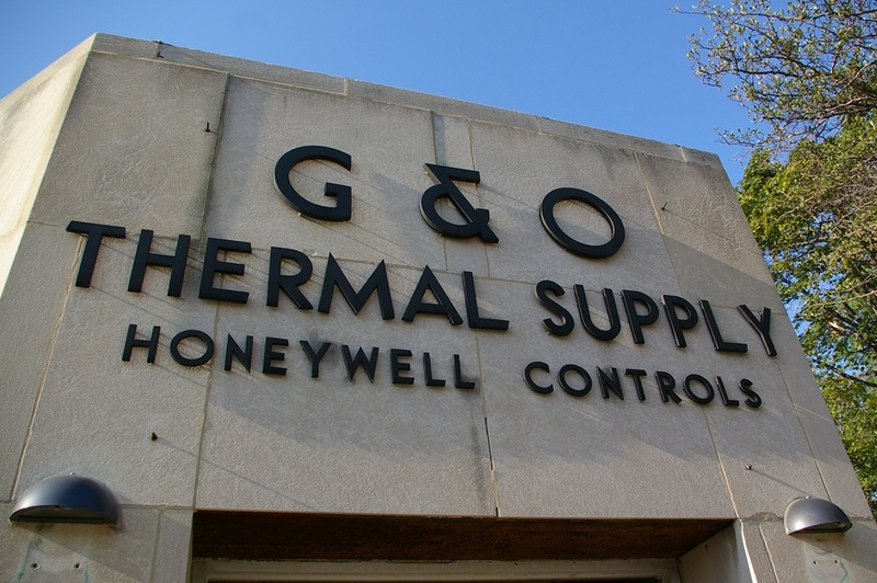 'The Most Ridiculously Awesome Sign In All Of Chicago' And Other Sundry ...