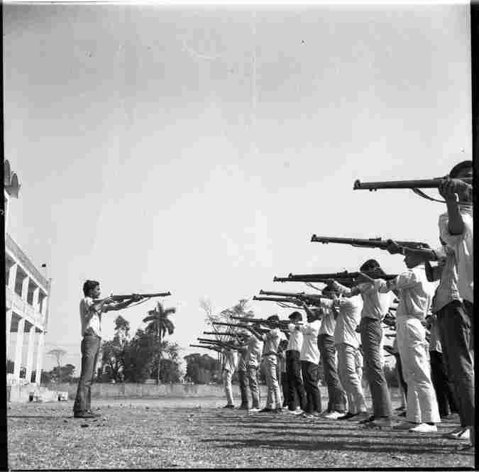 Spotlight On Rashid Talukder, Pioneering Bangladeshi Photographer : The ...