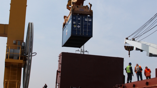 Nuclear Road Trip: Shipping Uranium Is Complex : NPR