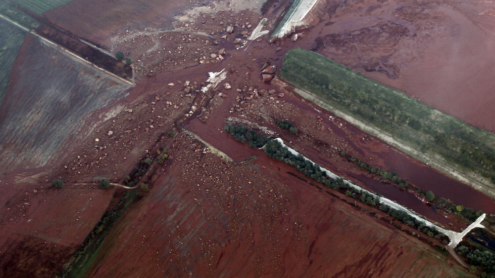 Red Sludge Toxicity Levels Dropping, Hungarian Government Officials Say ...