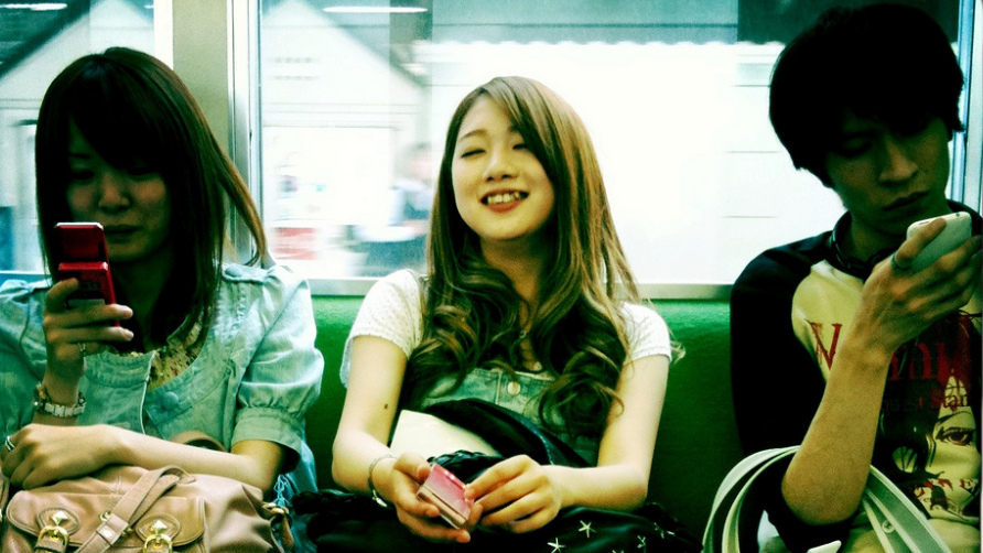 Japanese Teenagers Teach Us Something About Being In Two Places At Once ...