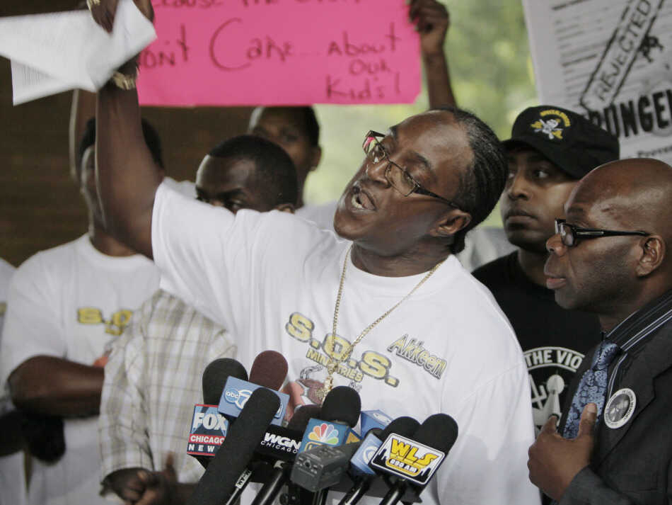 Let's Meet: Chicago Police's New Approach To Gangs : NPR