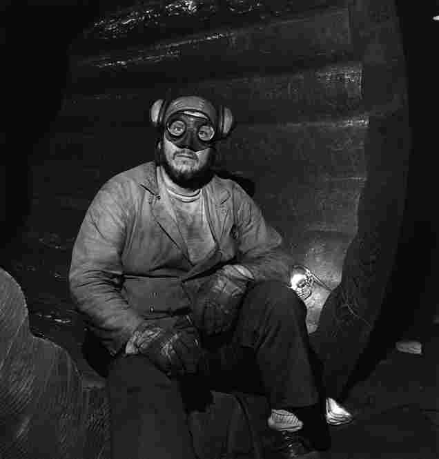 Milton Rogovin, Photographer Of 'Forgotten Ones,' Dies At 101 : The ...