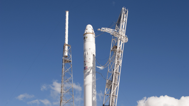 With The Retiring Shuttle Fleet, Private Space Companies Plan For The ...