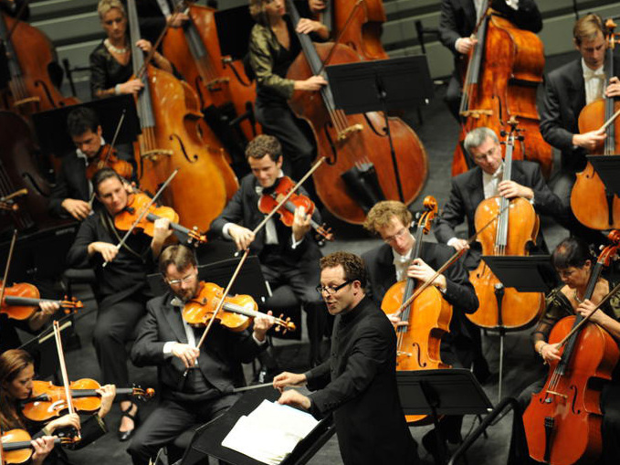 In Berlin, A Conversation With American Conductor John Axelrod : NPR FM ...