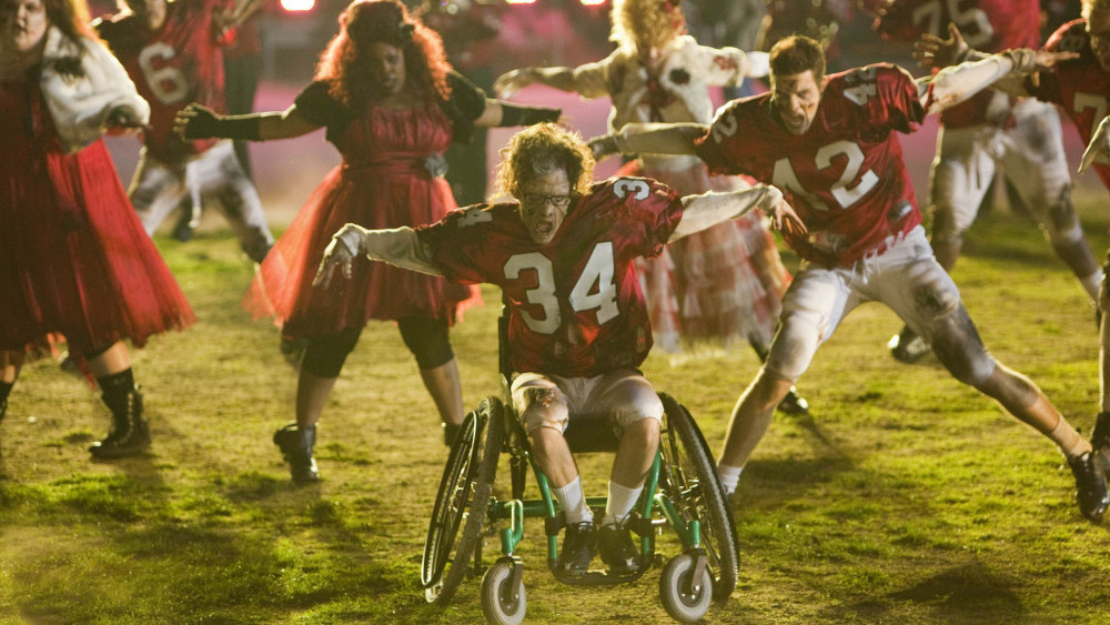 On Super Bowl Sunday, 'Glee' Dances Around A Persistent Problem : NPR