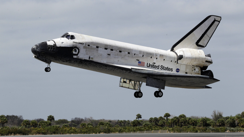Space Shuttle Discovery Lands For Last Time : NPR