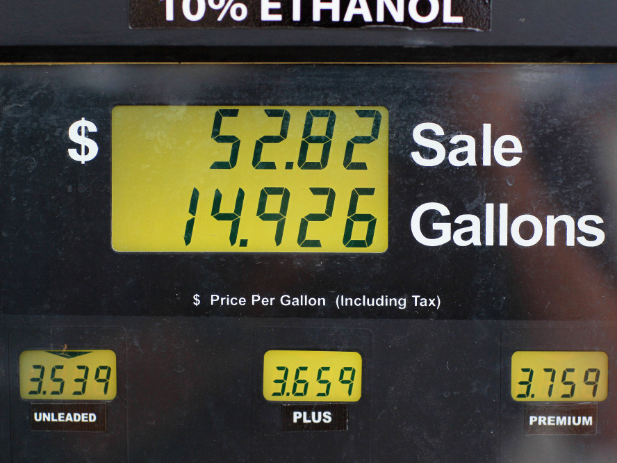 Weekly Standard: In Praise Of High Gas Prices : NPR