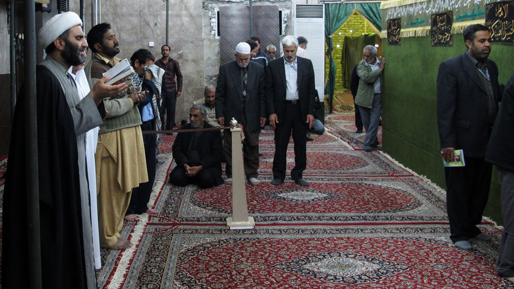 Shrine's Rebuilding Renews Iraqi Tension : NPR