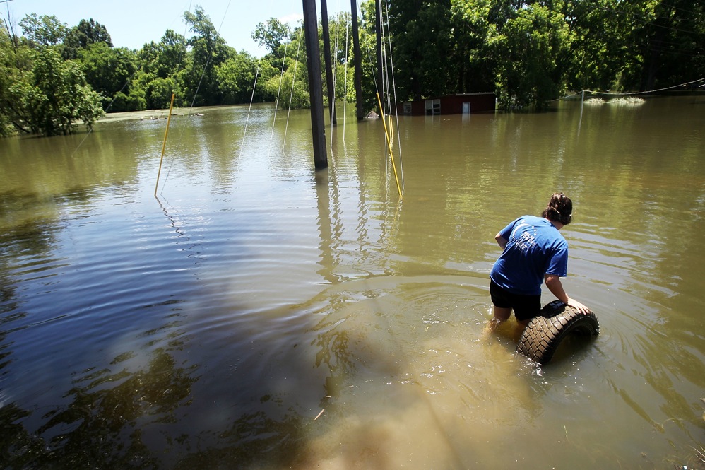 Flood-Threatened Towns Keep Vigil Over Levees | NCPR News