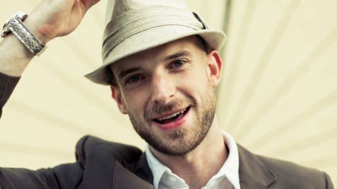 Alan Hampton: A Versatile Plea For Attention : NPR