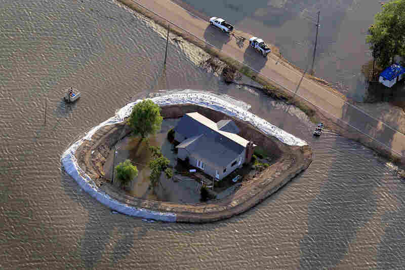 Come High Water, Homemade Levees May Save The Day : The Picture Show : NPR