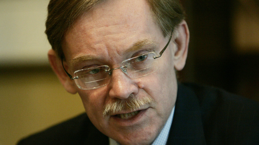 Foreign Policy: World Leaders Need To Share Power : NPR