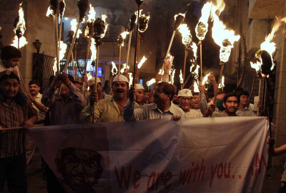 Anti-Corruption Crusader Strikes Deal With Indian Police, Ending ...