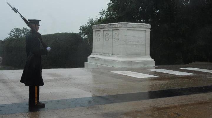 Through Irene, Old Guard Stood Watch At Tomb Of The Unknowns : The Two ...