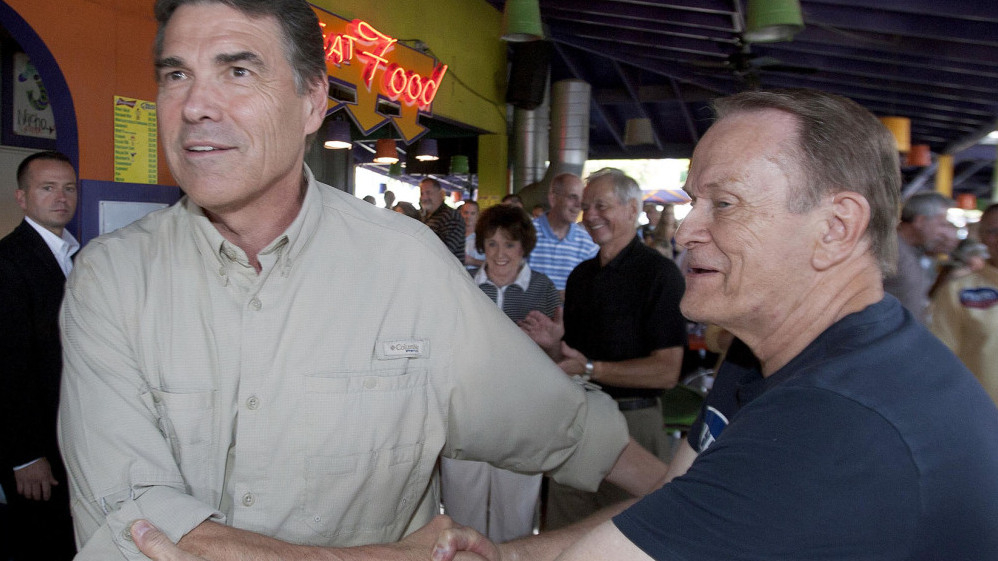 Perry Revives Social Security 'Ponzi Scheme' Rhetoric : NPR