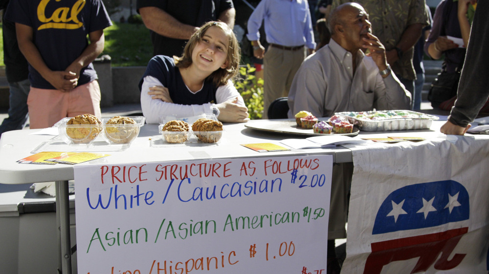 Berkeley Bakes Cupcakes But No Fresh Ideas : NPR