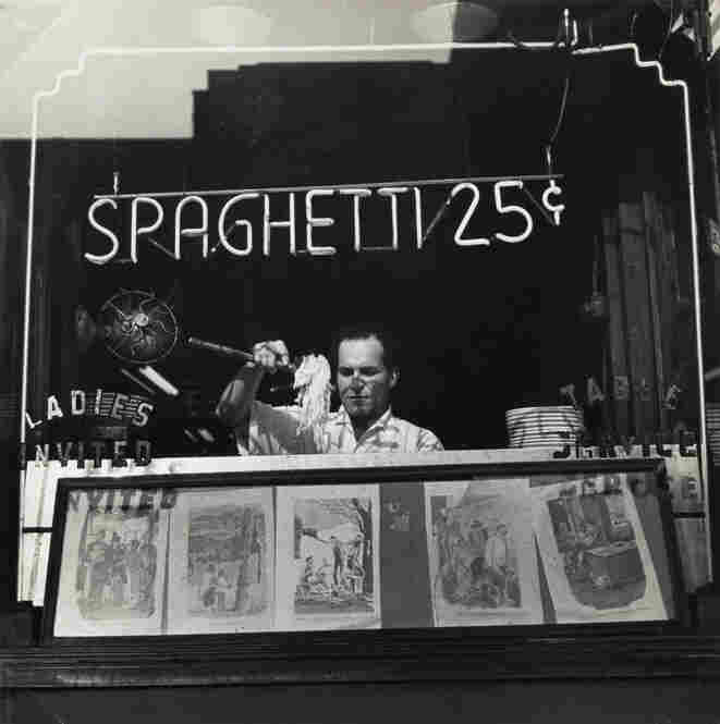 Exhibit Exalts New York's Early Radical Photographers : The Picture ...