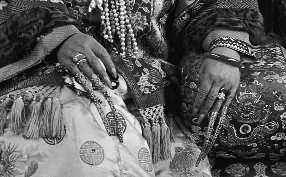 Powerful Portraits Capture China's Empress Dowager : NPR