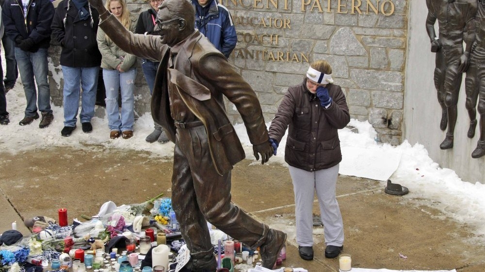 Legendary Football Coach Joe Paterno Mourned : NPR