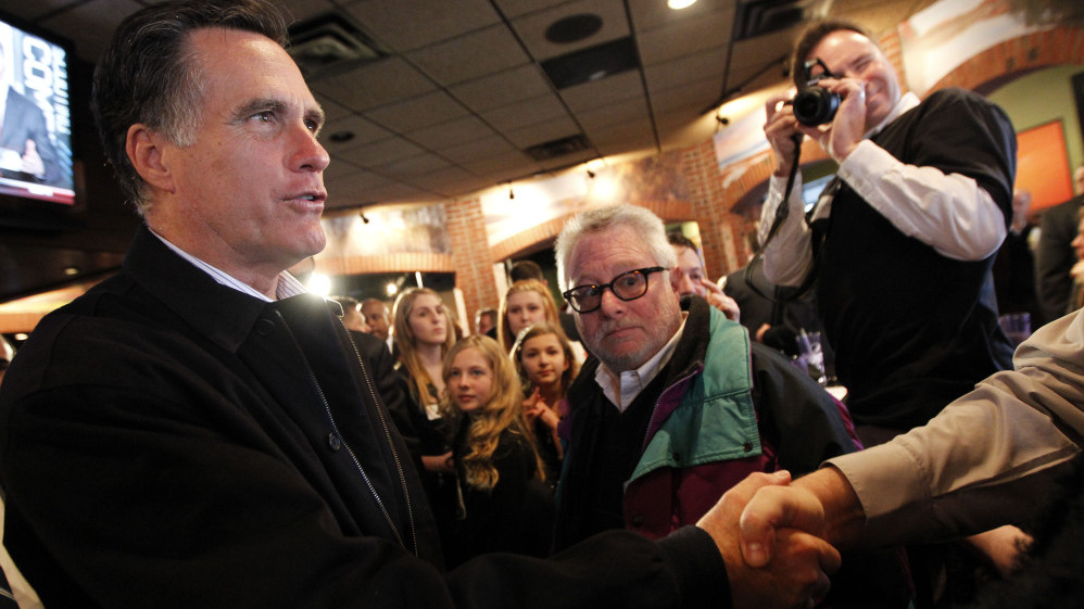 On Romney's Michigan Tour, A Change Of Pace : NPR