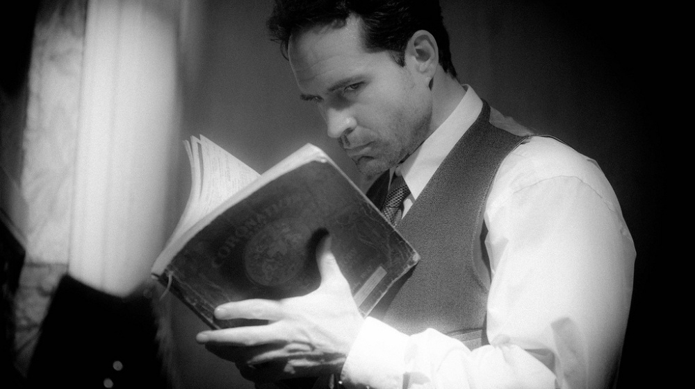 Movie Review - 'Keyhole' - Guy Maddin, Looking Through (And Into) The ...