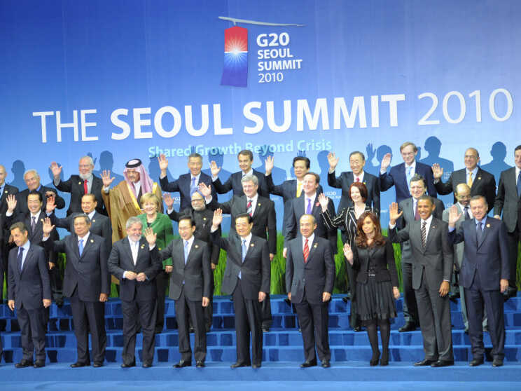 In A Leaderless World, Who Wins? : Planet Money : NPR