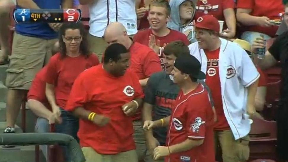 Let's Catch Two: Same Fan Grabs Back-To-Back Home Run Balls : The Two ...