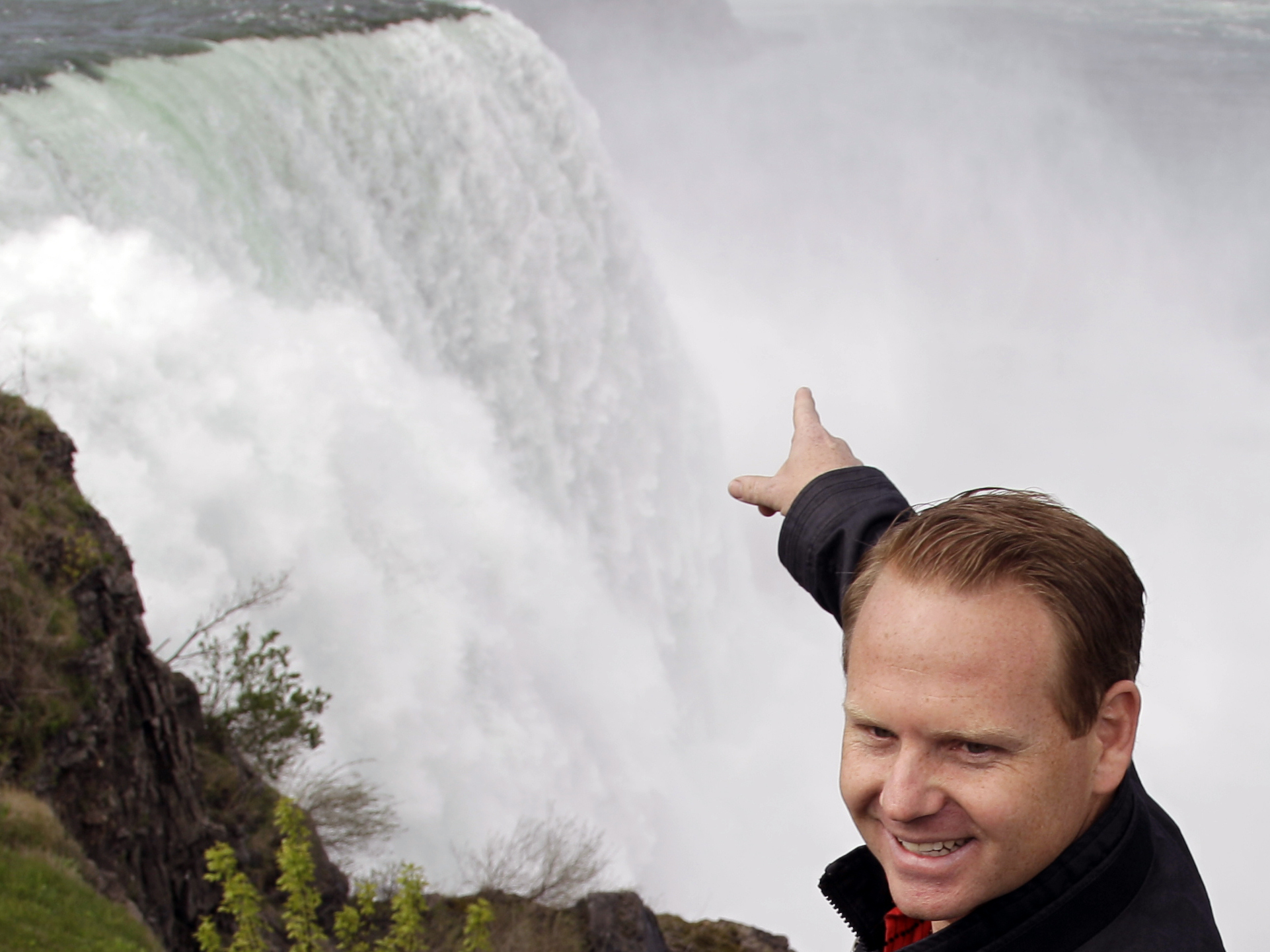 Saving Niagara Falls, One (Tightrope) Step At A Time | NCPR News