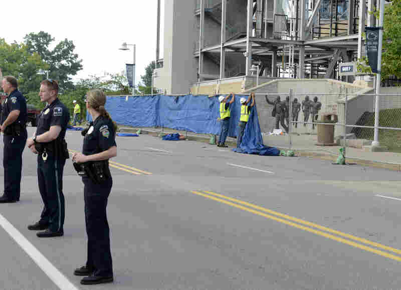A 'Recurring Wound': Penn State Removes Joe Paterno Statue : The Two ...