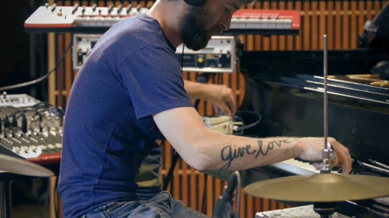 Dosh: A Swirling, Hypnotic Mass Of Noise : NPR