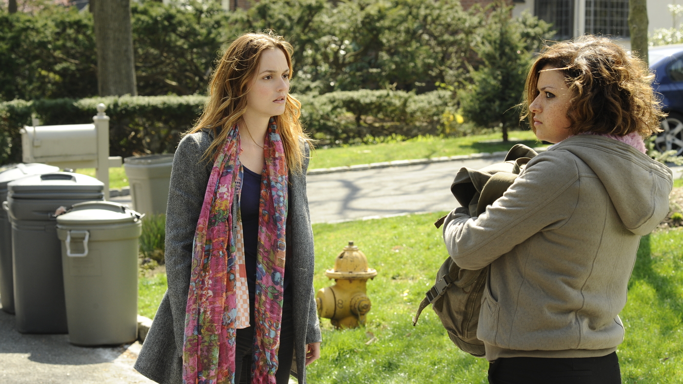 Movie Review - 'The Oranges' Appeal - Not Your Average Suburban Holiday ...