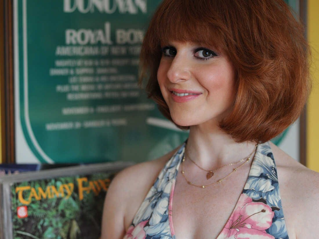 Making The Comedy Podcast: Julie Klausner's Life Of Conversation : NPR