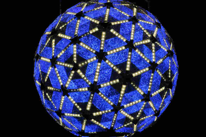 An Abridged Design History Of The Ball (And Can You Name Its Real Shape ...