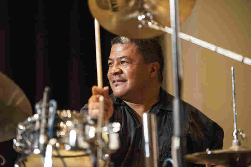 Dee Alexander's Funkin' With Electric Soul: Live In Chicago : NPR
