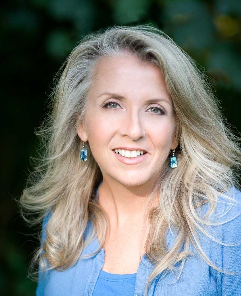 Author Interview: Ellen Meister, Author Of 'Farewell, Dorothy Parker' : NPR