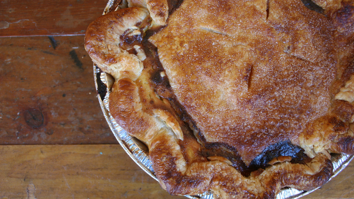 Kitchen Window — Outside The Pizza Box: Chicago's New Pie Scene : NPR