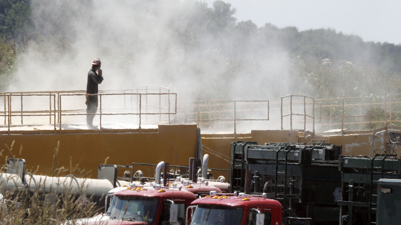 Sand From Fracking Could Pose Lung Disease Risk To Workers : Shots ...