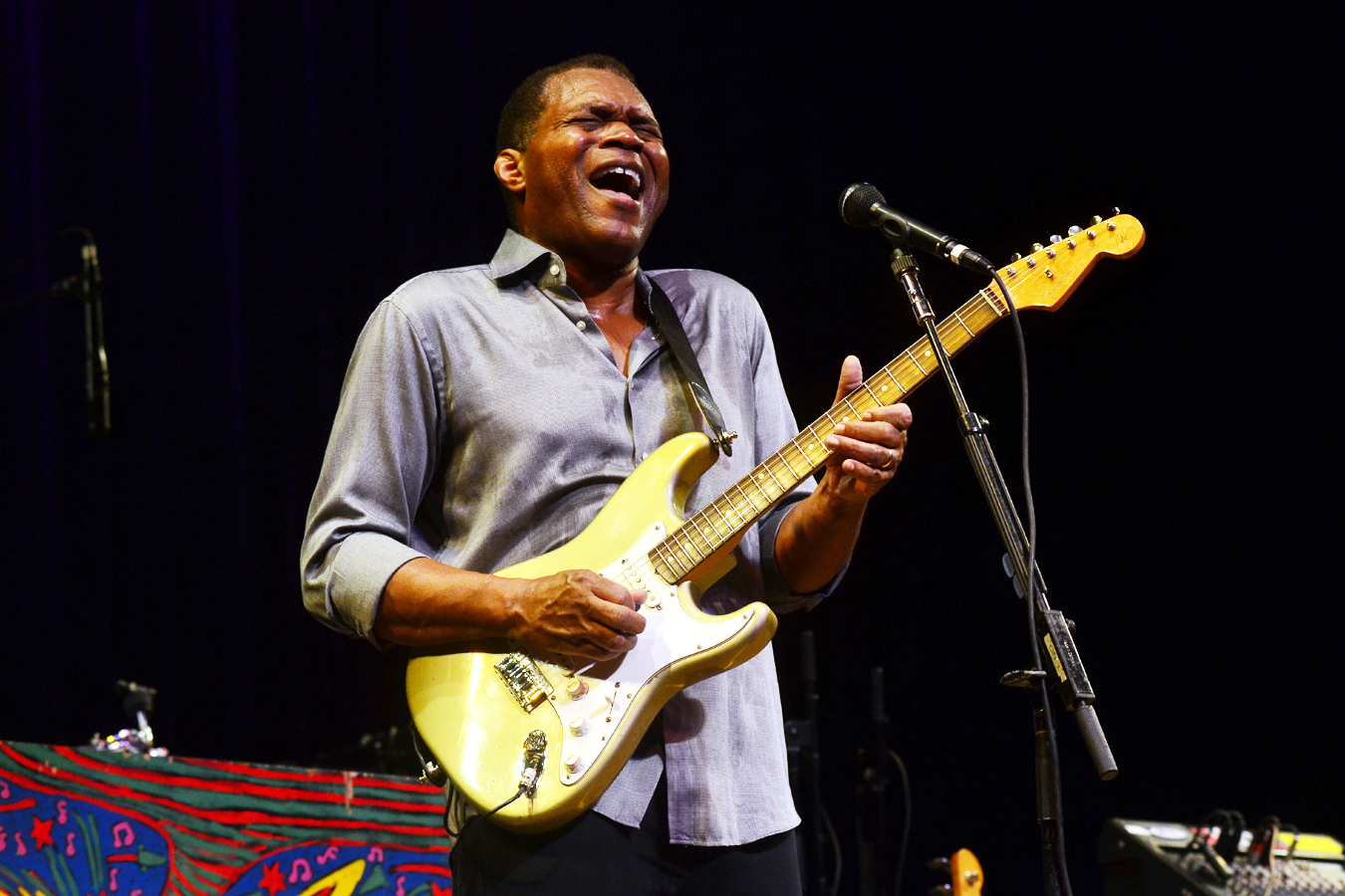 Robert Cray On Mountain Stage | NCPR News