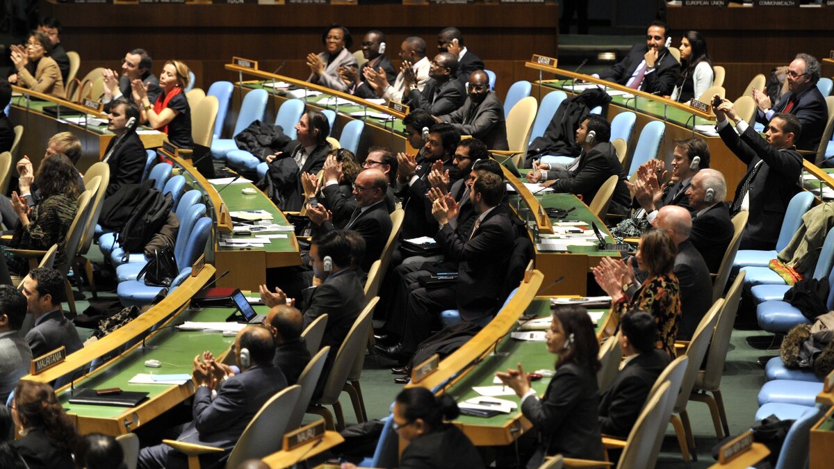 U.N. Approves Treaty To Regulate Multibillion-Dollar Global Arms Trade ...