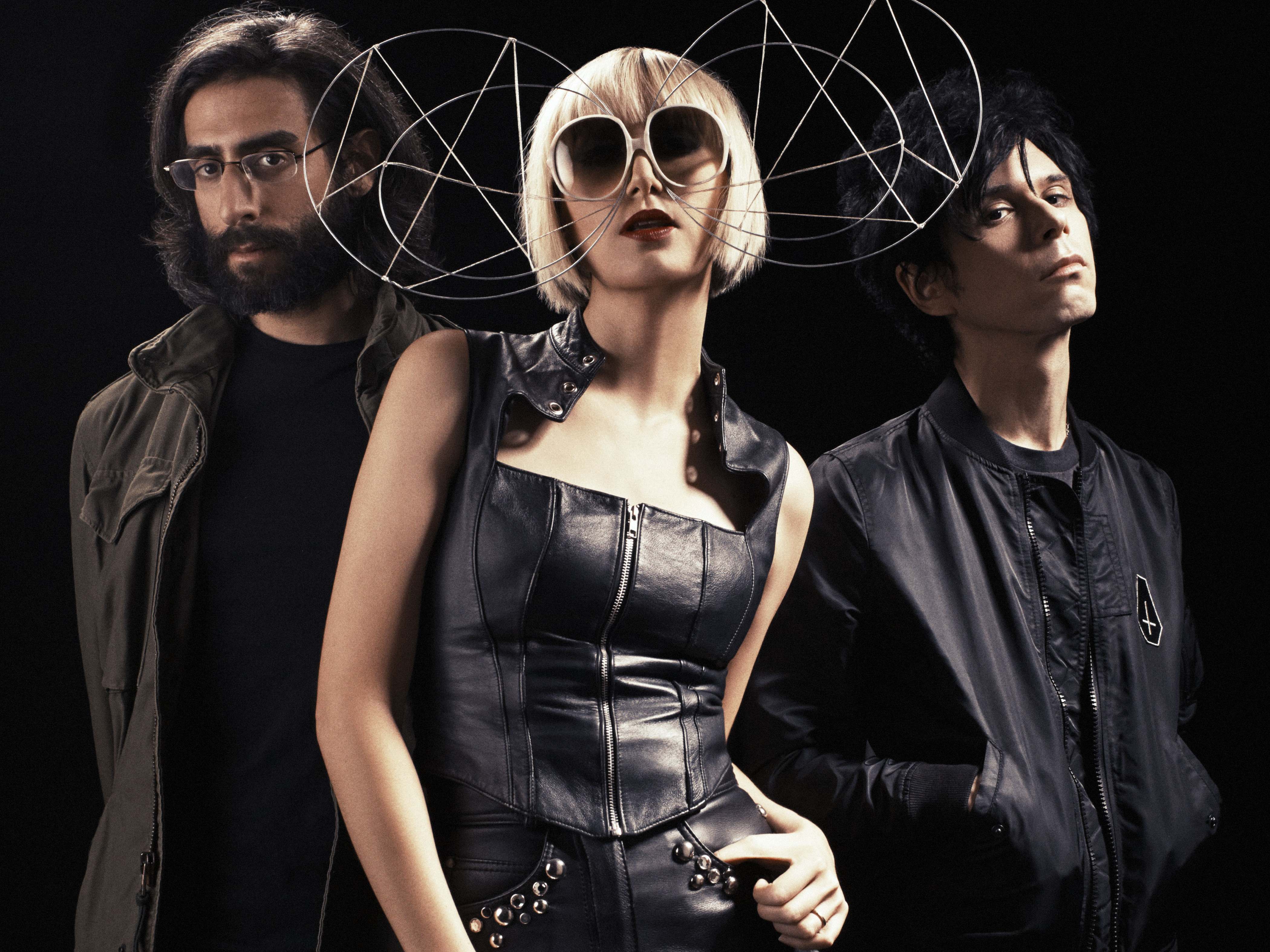 Yeah Yeah Yeahs On Love Songs, New York And Transforming On Stage ...