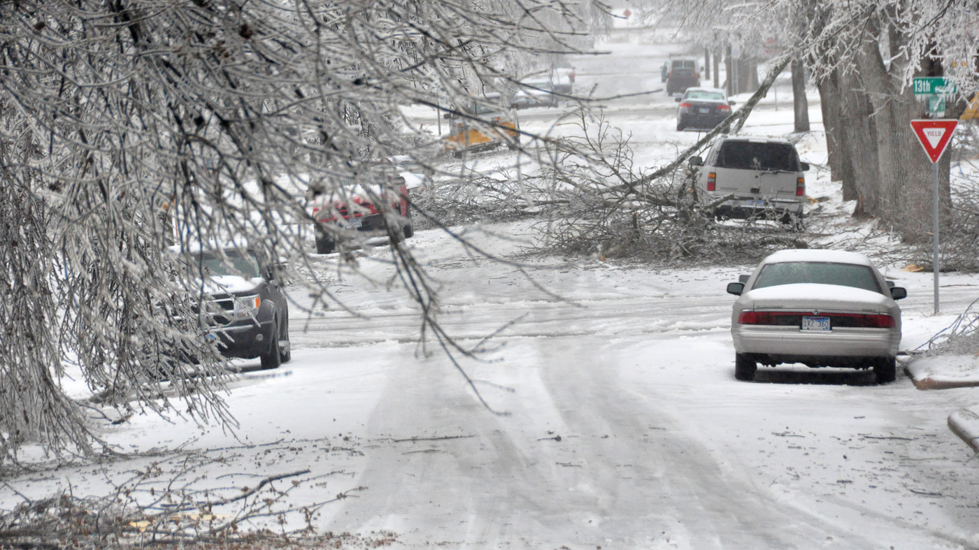 Wild Weather Warning: Tornadoes, Heavy Snows, High Winds : The Two-Way ...