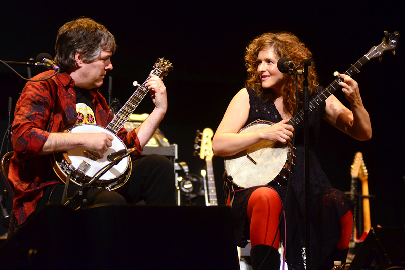 Bela Fleck & Abigail Washburn On Mountain Stage : NPR