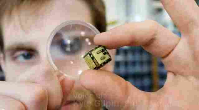 MIT's Magic Bag Of Sand : Krulwich Wonders... : NPR