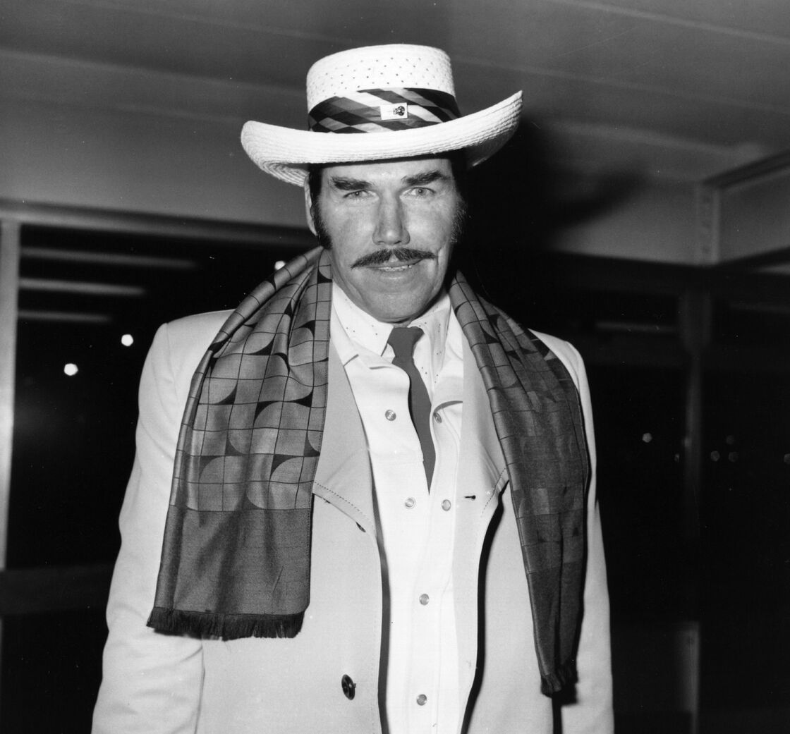 Country Singer Slim Whitman, Known For His Yodel, Dies ...