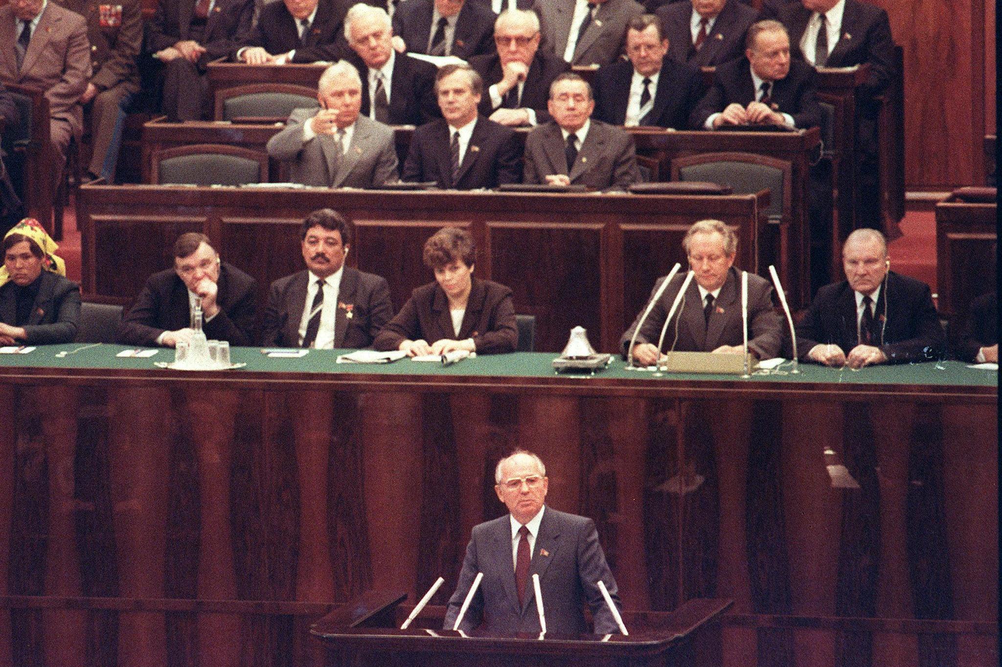 Former Soviet leader Mikhail Gorbachev has died at 91 | News | WLIW-FM